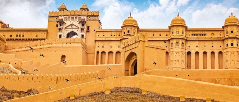 Jaipur's Amber Fort: History, Significance, and Travel Guide - HiGuide.in